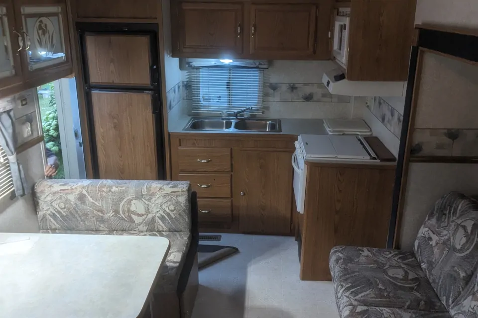 Rent my 2003 Prowler 24c from $100/night | RVezy