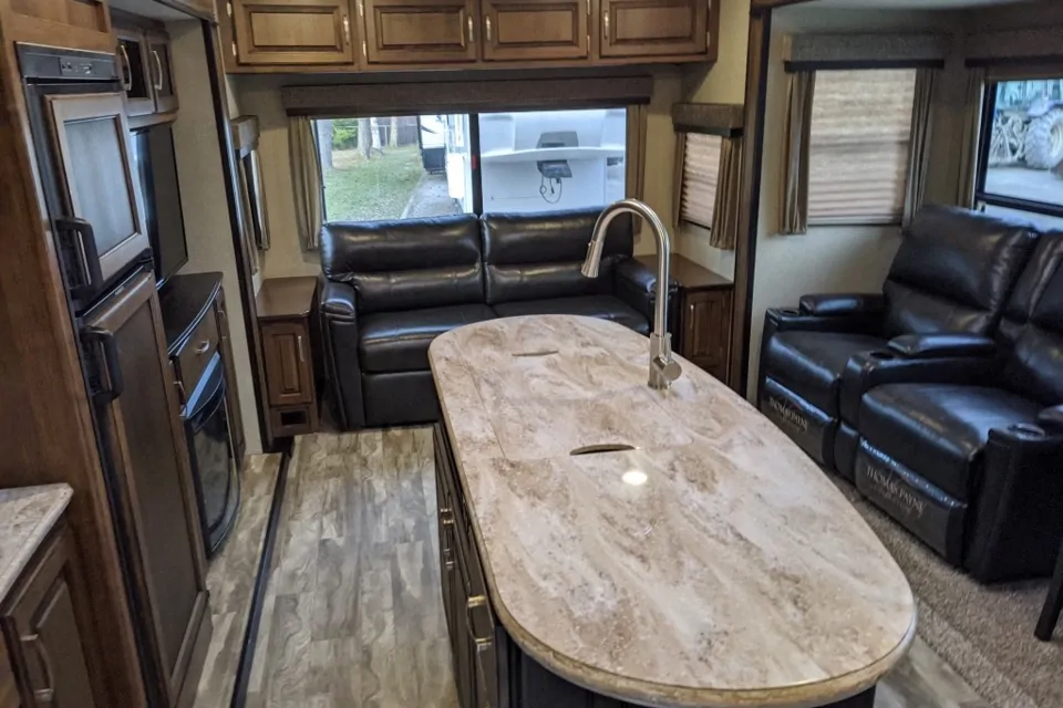 Rent my 2018 Grand Design Reflection 297rsts from $200/night | RVezy