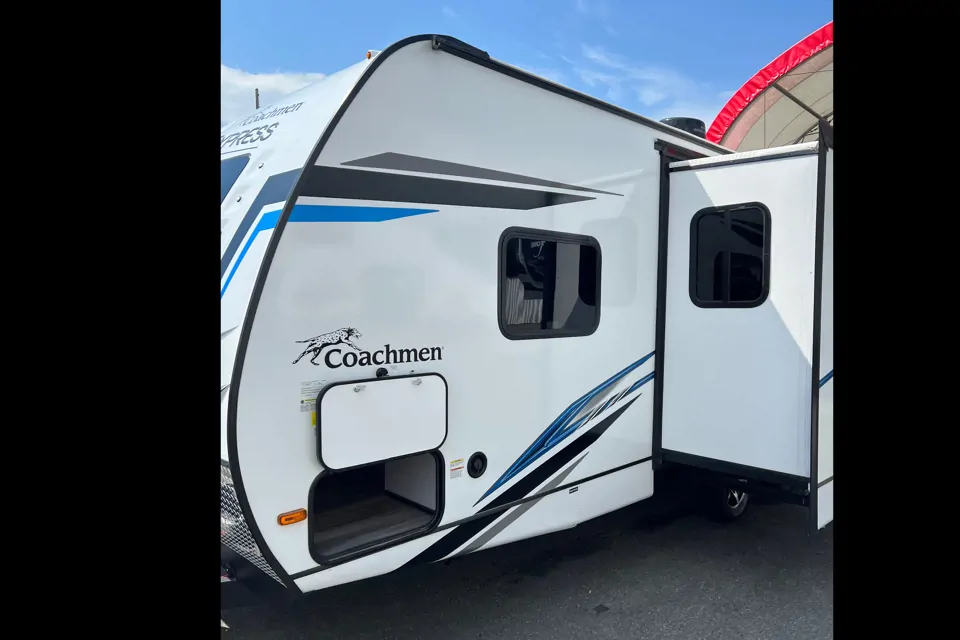 Rent my 2022 Coachmen Freedom express 257bhs from $135/night | RVezy