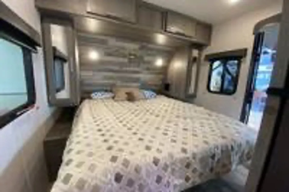 Rent my 2022 Crossroads 29RB Volante from $135/night | RVezy