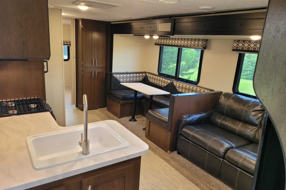 Rent my 2019 Forest River Tracer Breeze from $140/night | RVezy