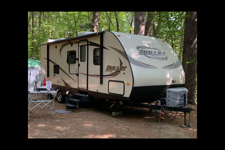 Louez mon 2014 Keystone Bullet 230BHS pour 135 $/nuit | RVezy