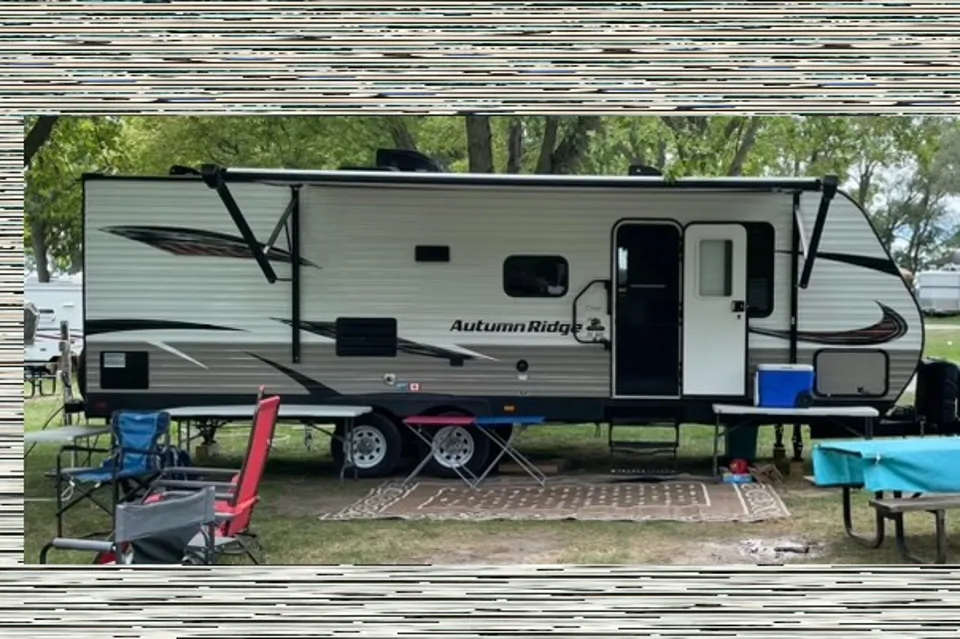 Rent my 2019 Starcraft Autumn Ridge 26BHS from $130/night | RVezy
