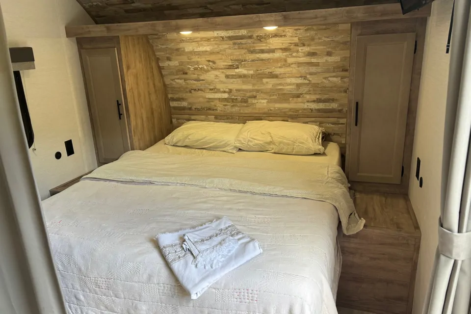 Louez mon 2025 Grand River 25BH pour 125 $/nuit | RVezy