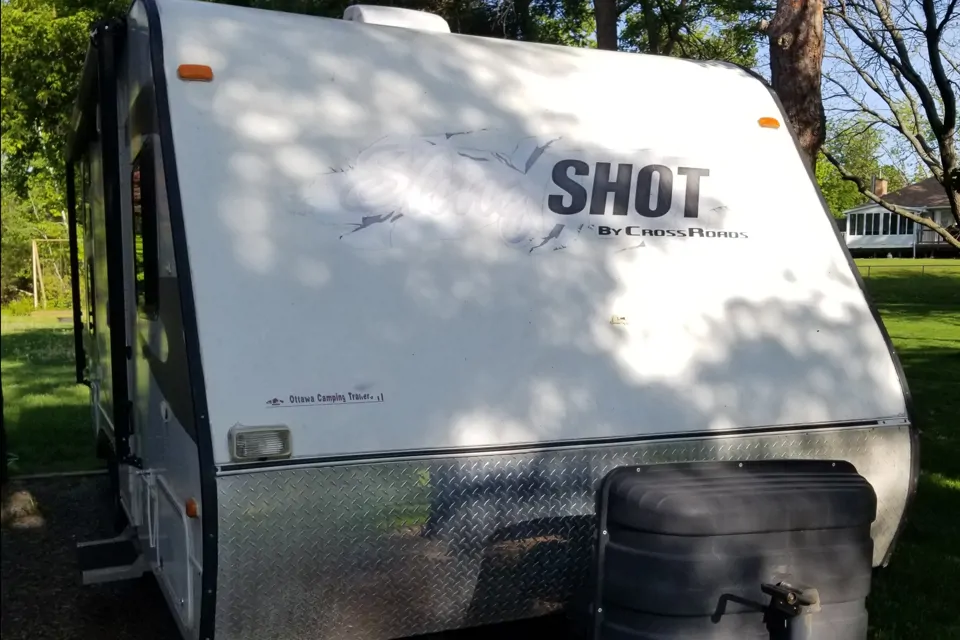 Rent my 2011 Crossroads Slingshot 21 from $100/night | RVezy