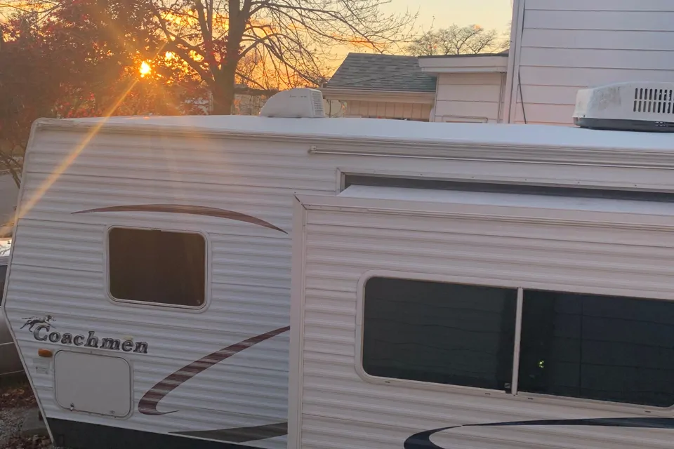 Rent my 2007 Coachmen 27 RVS from $195/night | RVezy