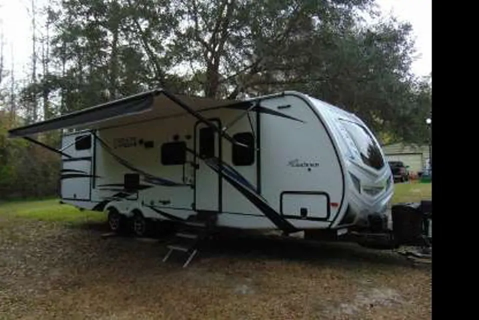 Louez mon 2021 Coachmen Freedom Express 292BHDS pour 120 $/nuit | RVezy