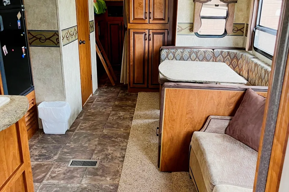 Rent my 2012 Keystone laredo from $100/night | RVezy