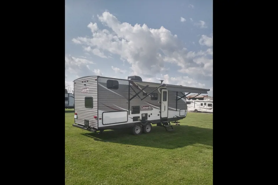 Rent my 2017 Coleman Lantern 244BH from $140/night | RVezy